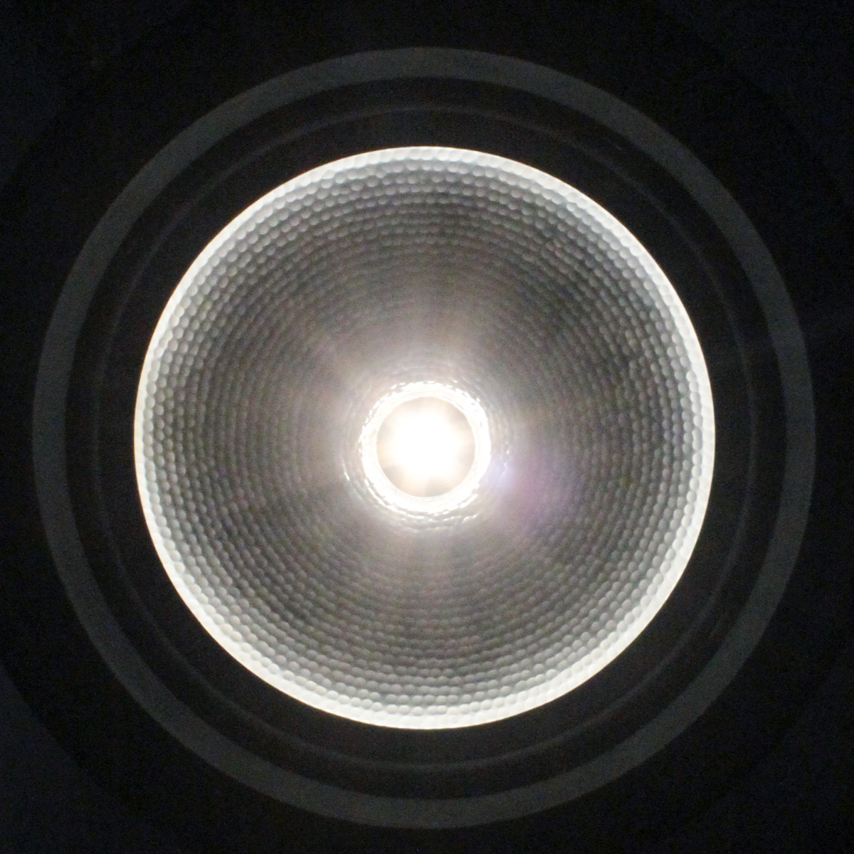 Antique Gloss Cement & Hand Beaten Satin Aluminium Deepam Lamp Large ...