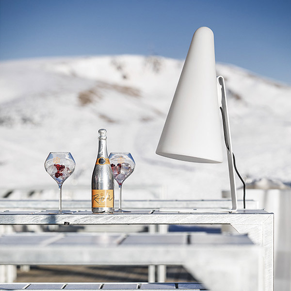 White Nan Outdoor Table Lamp M-3044X (LED, Non-Dimmable) by Estiluz ...