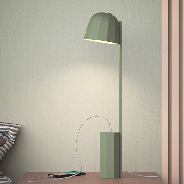 Matt White Novia T1 USB Table Lamp (LED, Non-Dimmable) by Prandina - lightandyou.com